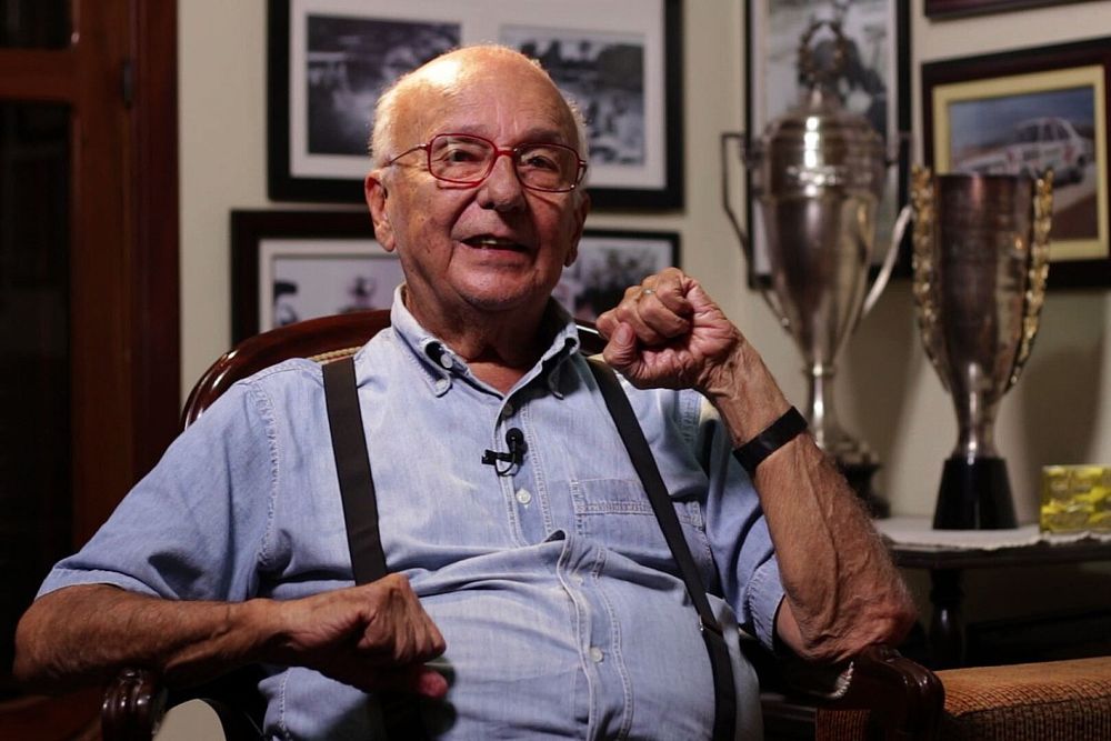 Morre o ex-piloto Bird Clemente aos 85 anos