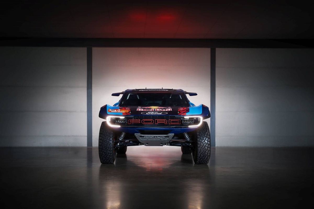 Ford unveils Raptor T1+ for 2025 Dakar Rally with star driver lineup ...