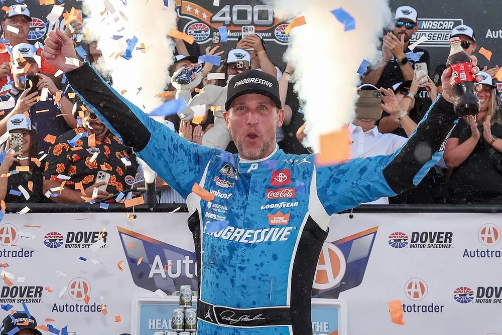 Denny Hamlin signs contract extension with Joe Gibbs Racing