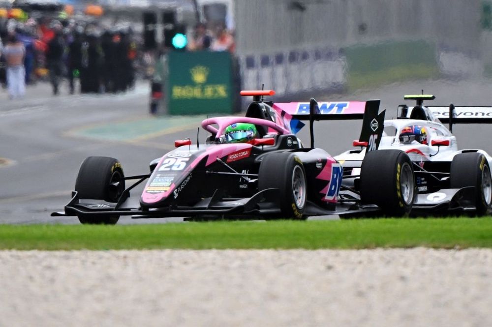 F3 Hungary: Tsolov wins as title contenders flounder