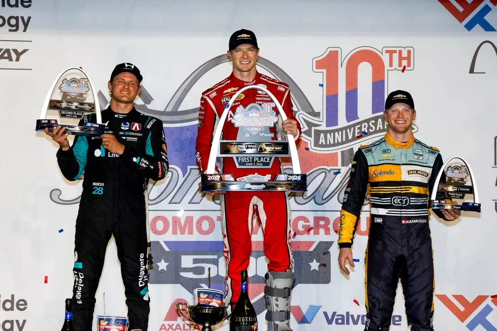 Josef Newgarden denies Marcus Ericsson and wins at WWT Raceway