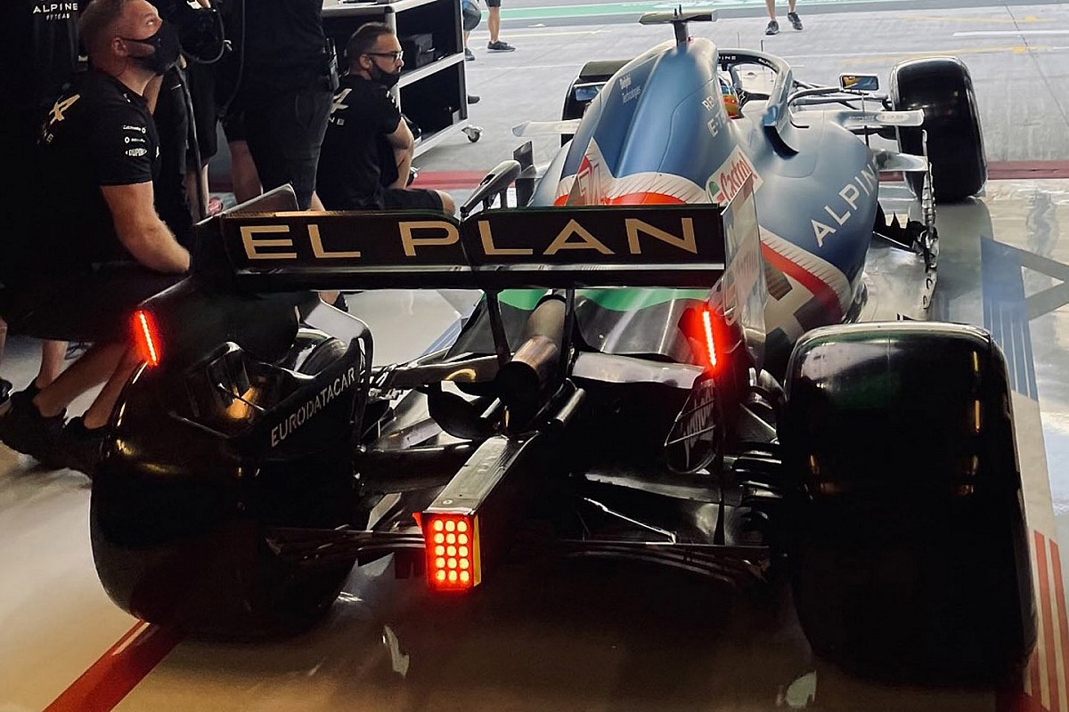 VIDEO: Alpine enciende el motor del monoplaza 2022