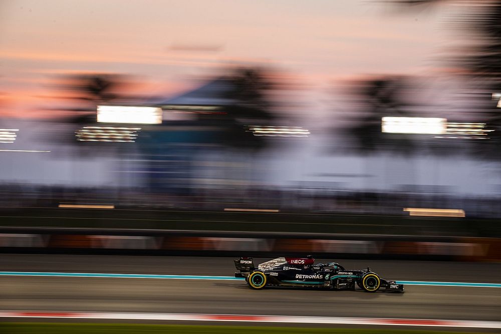 Sezon sonu lastik testine katılacak sürücüler belli oldu, Hamilton ...