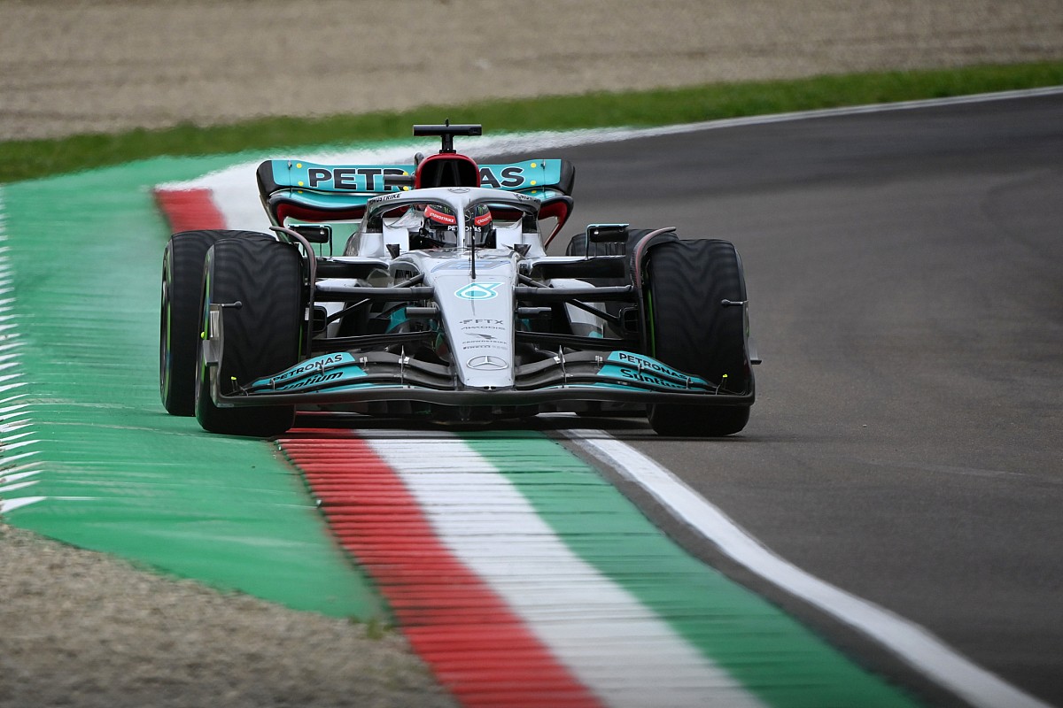 F1: Russell lidera segundo treino livre em Ímola com pista seca