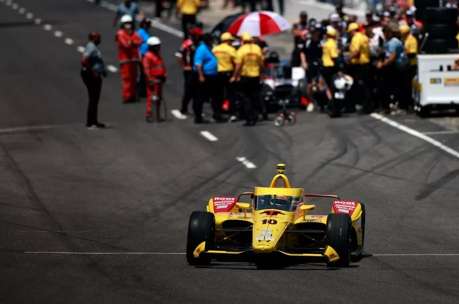 Alex Palou delivers crushing final run to claim Indy 500 pole, Rossi second