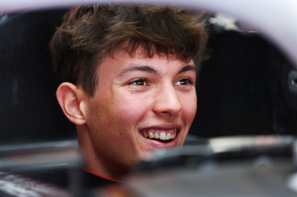 Bearman and Komatsu surprised by Haas qualifying pace at F1 Japanese GP