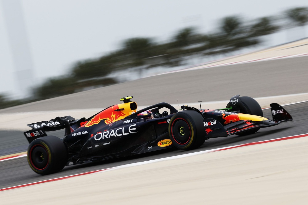 Horner: "El RB21 se parece al RB20, pero cada pieza es diferente"