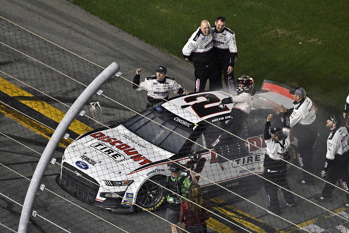 Mark Rushbrook: Ford's four wins in Cup Series "not enough"