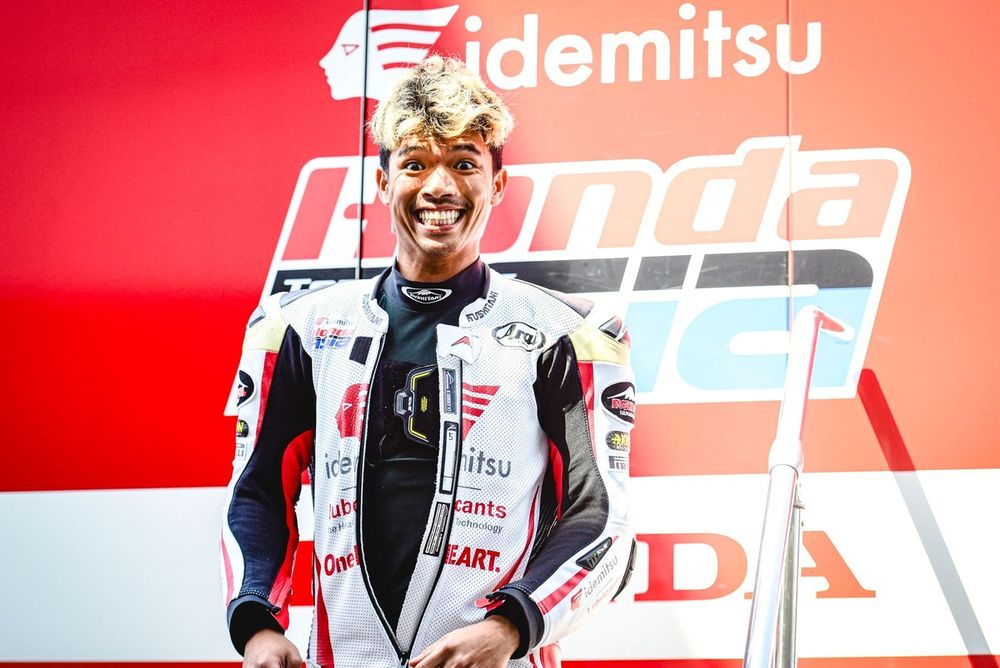 Oficial: Somkiat Chantra debutará en MotoGP 2025 con LCR-Honda