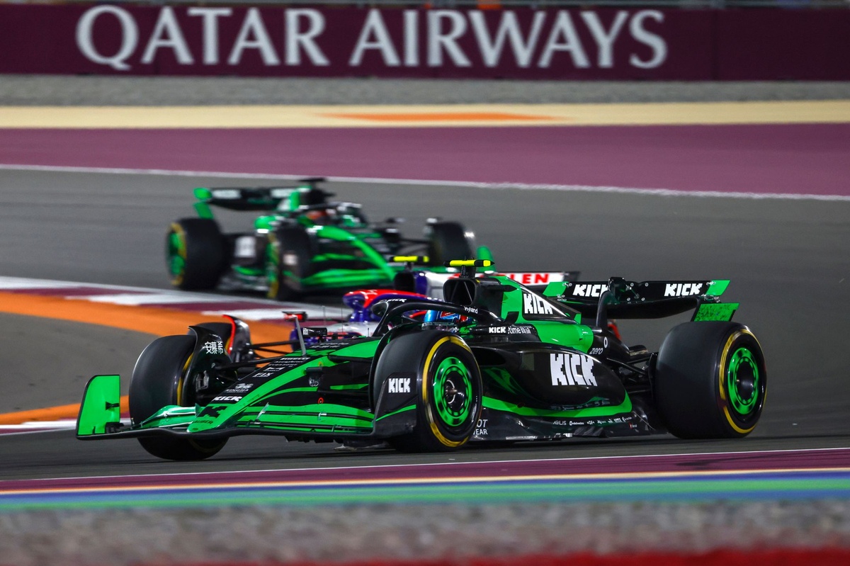 F1- Zhou: Conquista de pontos no Catar é "declaração" para futuro