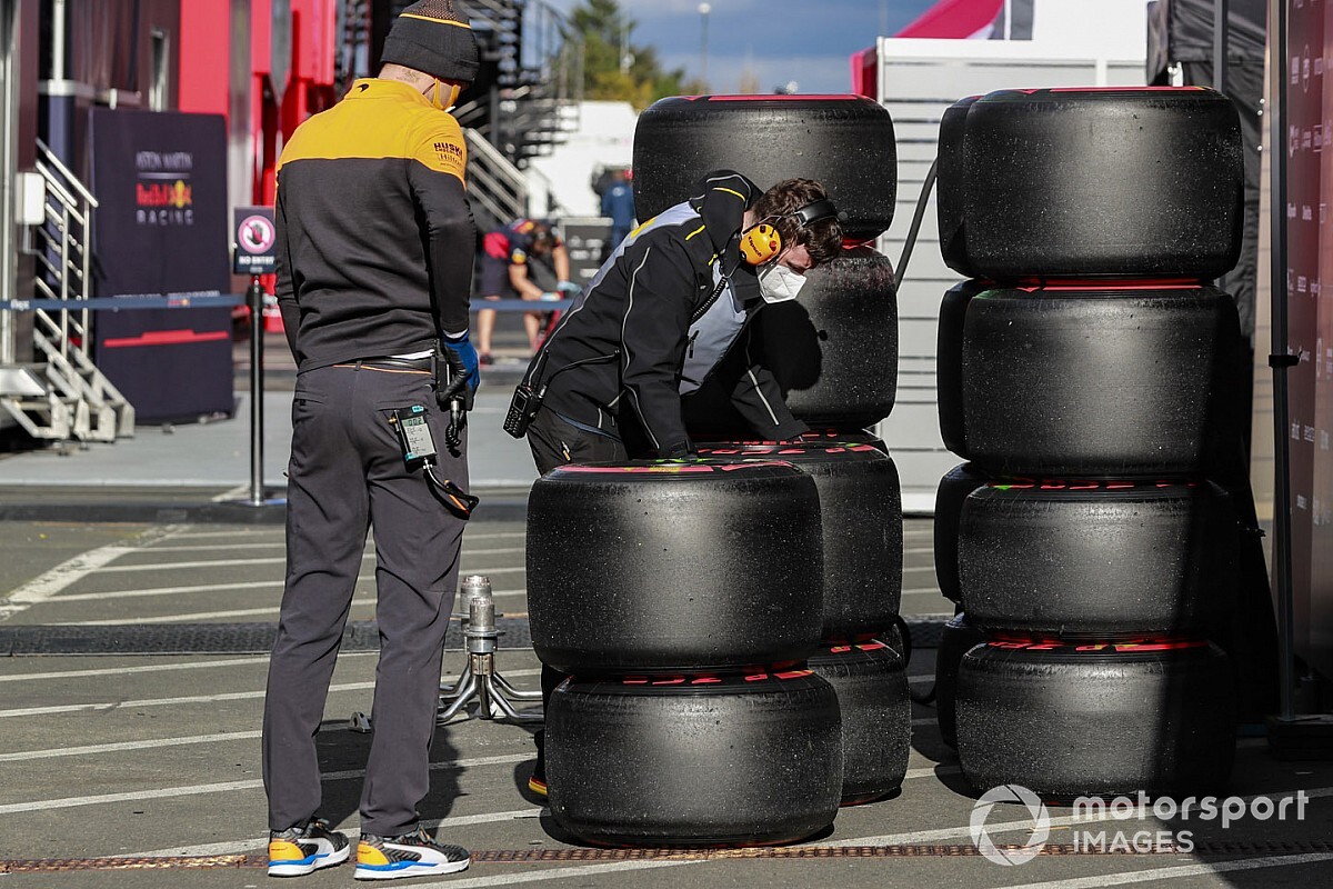 F1 teams to run definitive 2021 tyres in FP2 session