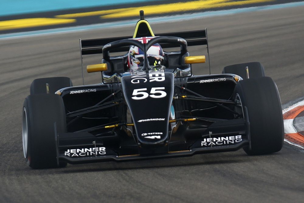 W Series Miami: Chadwick takes victory in dramatic final lap showdown