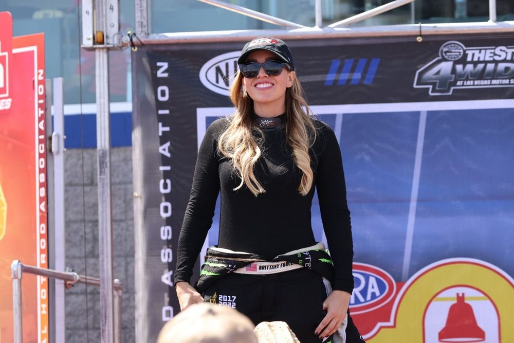 Drag racing milestone: Brittany Force tops 341mph in record run