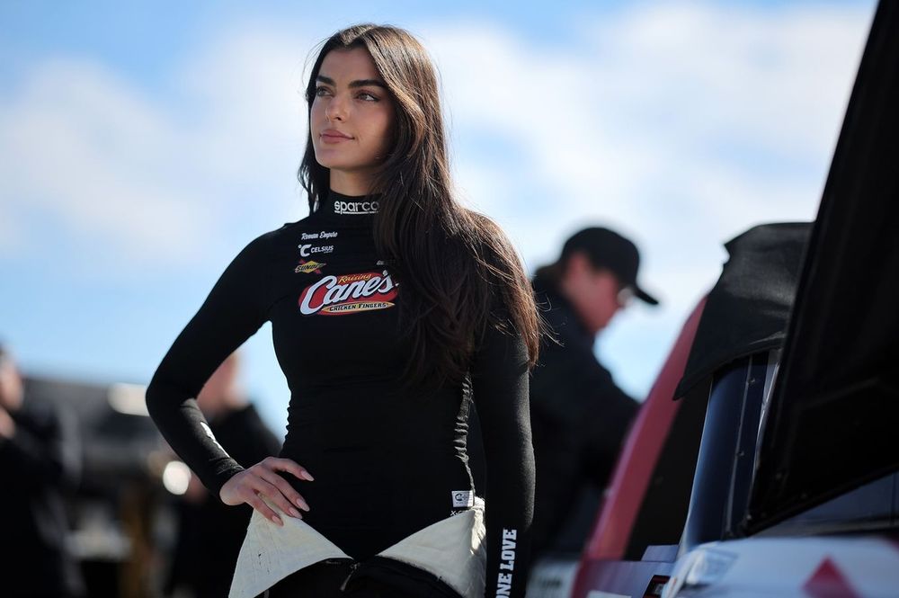 Piloto tem apoio de Kendall Jenner e usa moda para subir nos EUA