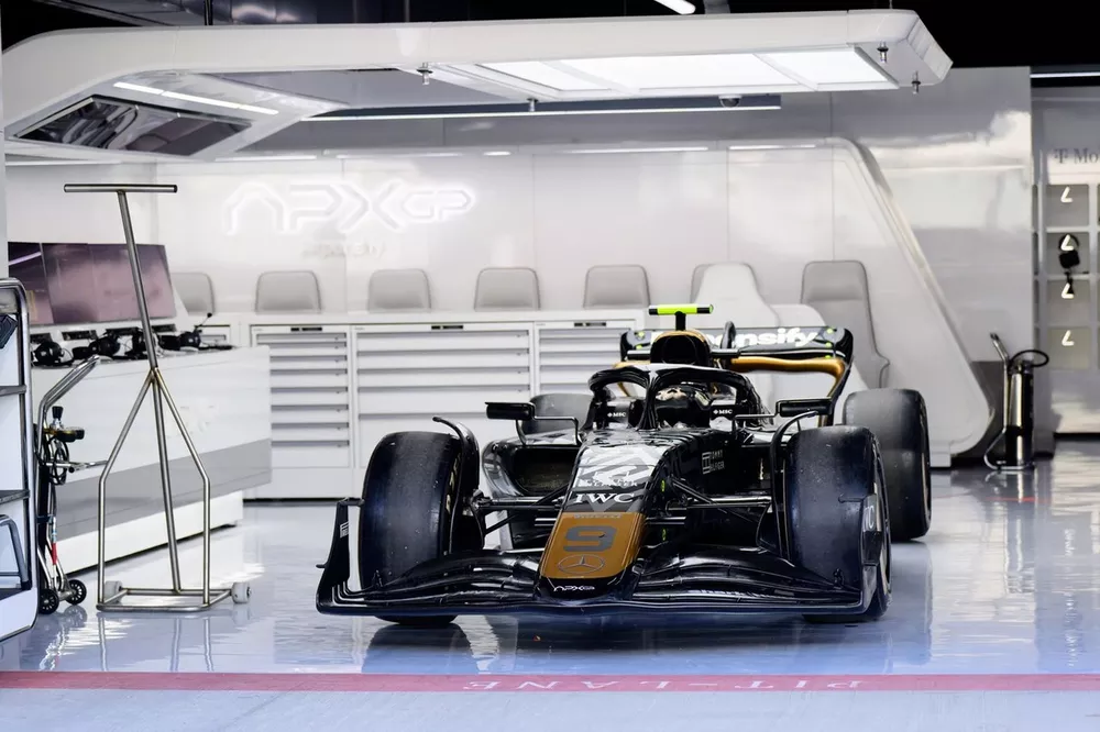 F1 game reveals major movie crossover with Brad Pitt’s APXGP team