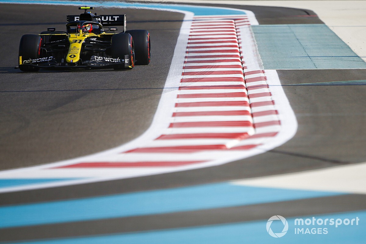 F1: Adding camber would help "boring" Abu Dhabi GP - Ocon