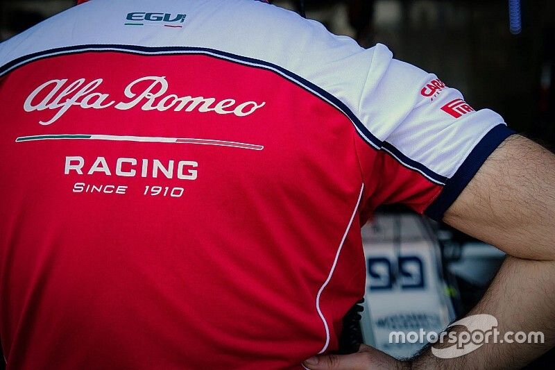 Új fejlesztői pilóta érkezett az Alfa Romeo F1-es csapatához