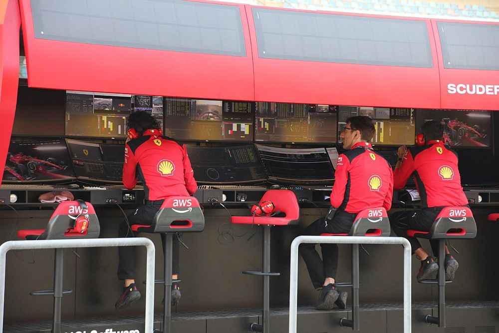 Ferrari cambia e innova con su muro de boxes para la F1 2023