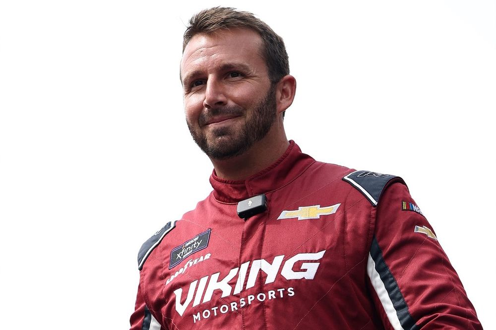 Viking Motorsports replaces Matt DiBenedetto, effective immediately