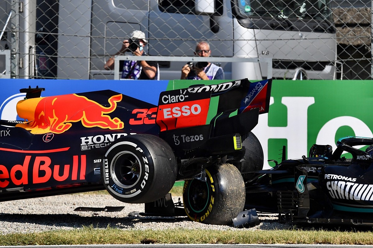 F1: Dramatic new 360º video of Hamilton/Verstappen crash