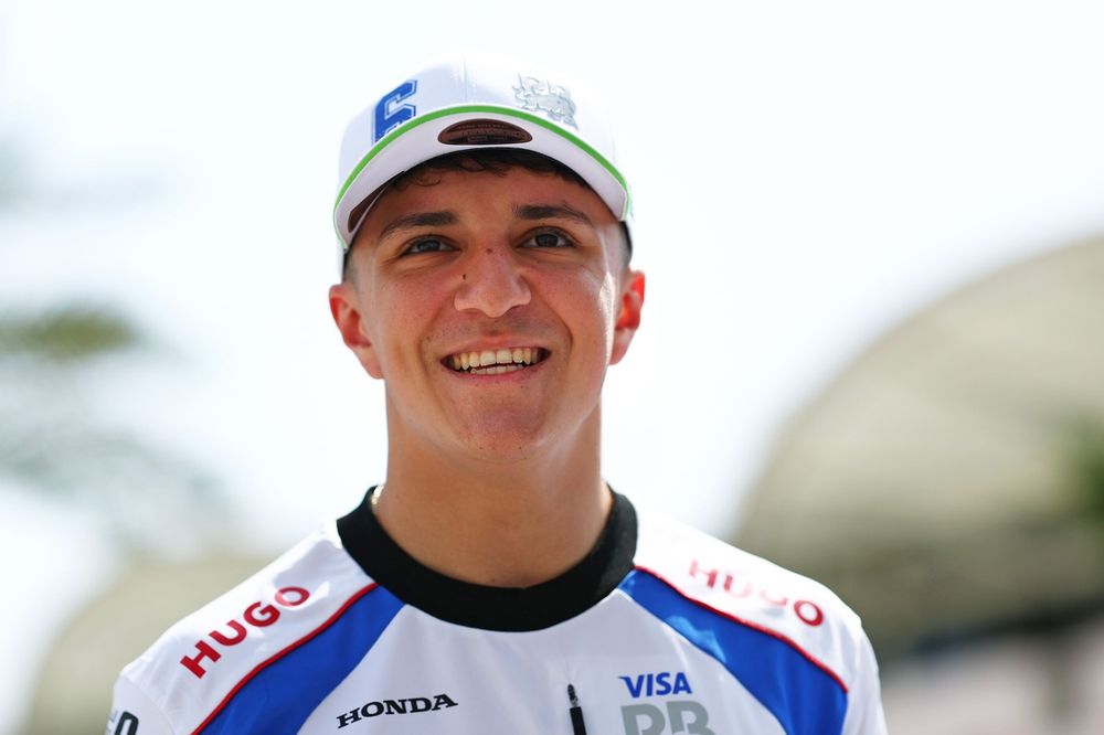 Verstappen’s team-mate struggles make Hadjar more keen to join Red Bull