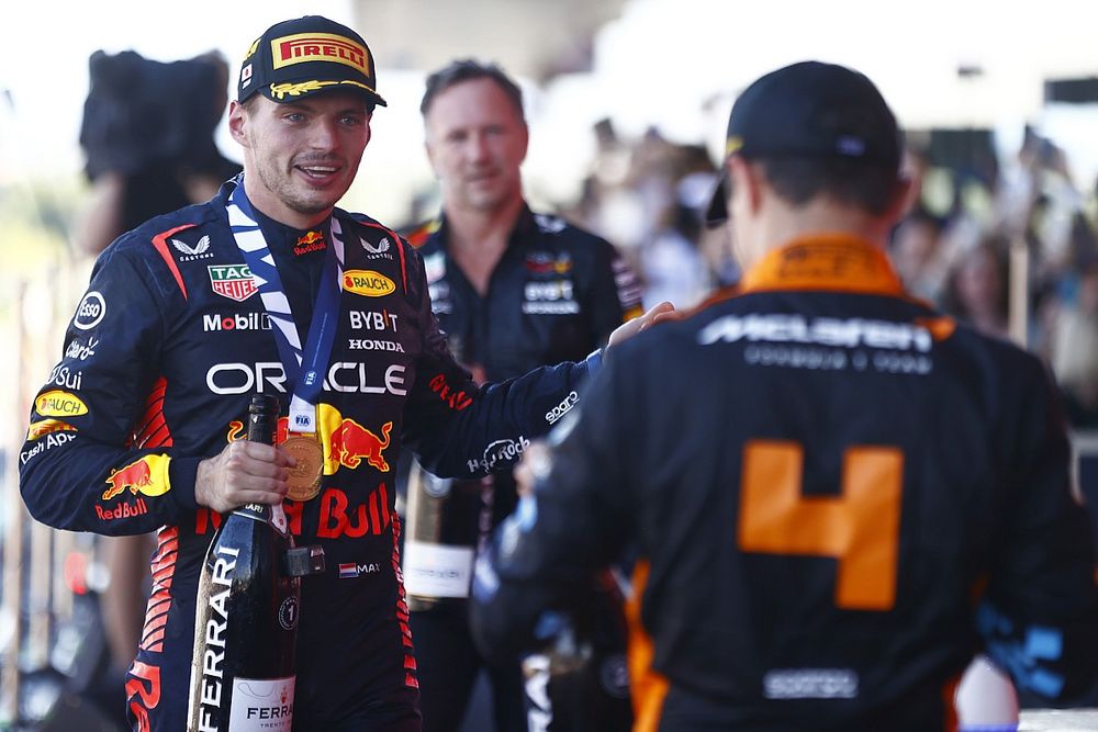 McLaren ziet Verstappen verschil bij Red Bull maken: Dat het gat?