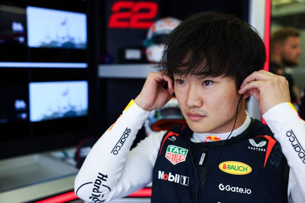 Yuki Tsunoda faces learning curve: "I don’t know what set-up will make the car faster"