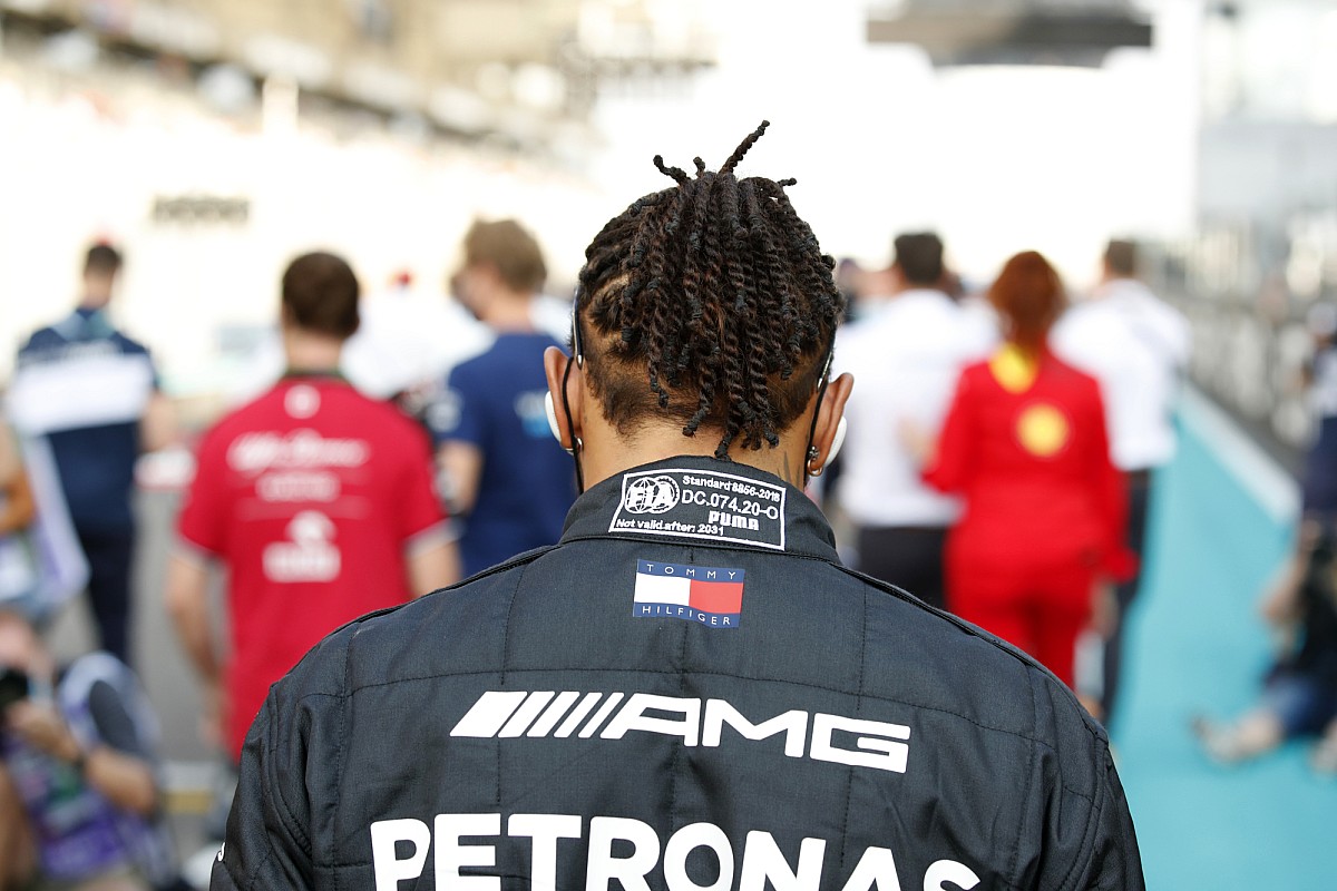 Podcast: Tanda Tanya Masa Depan Lewis Hamilton