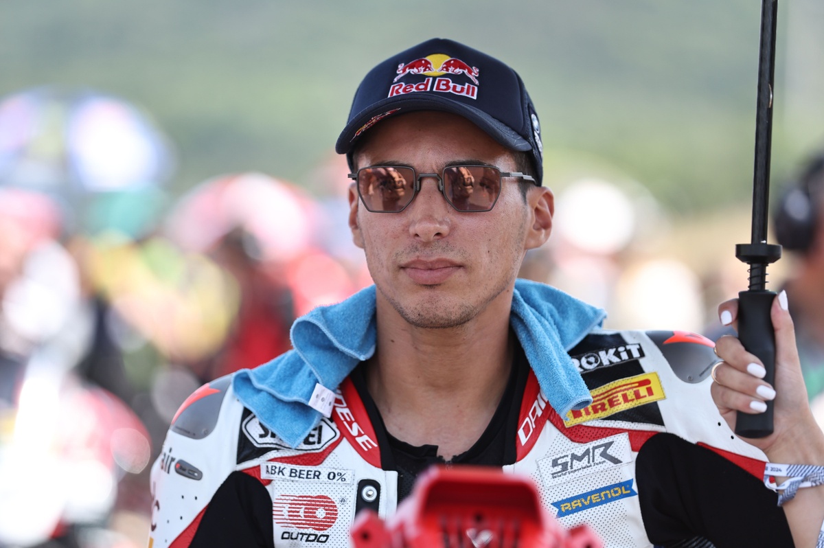 Toprak Razgatlıoğlu, MotoGP'ye geçiş için BMW'yi beklemeyebilir