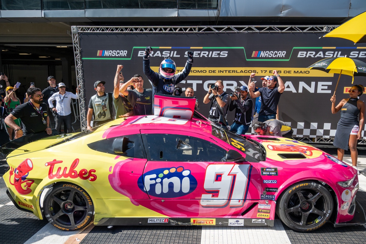 NASCAR Brasil: Como Rubens Barrichello mostra força aos 53 anos