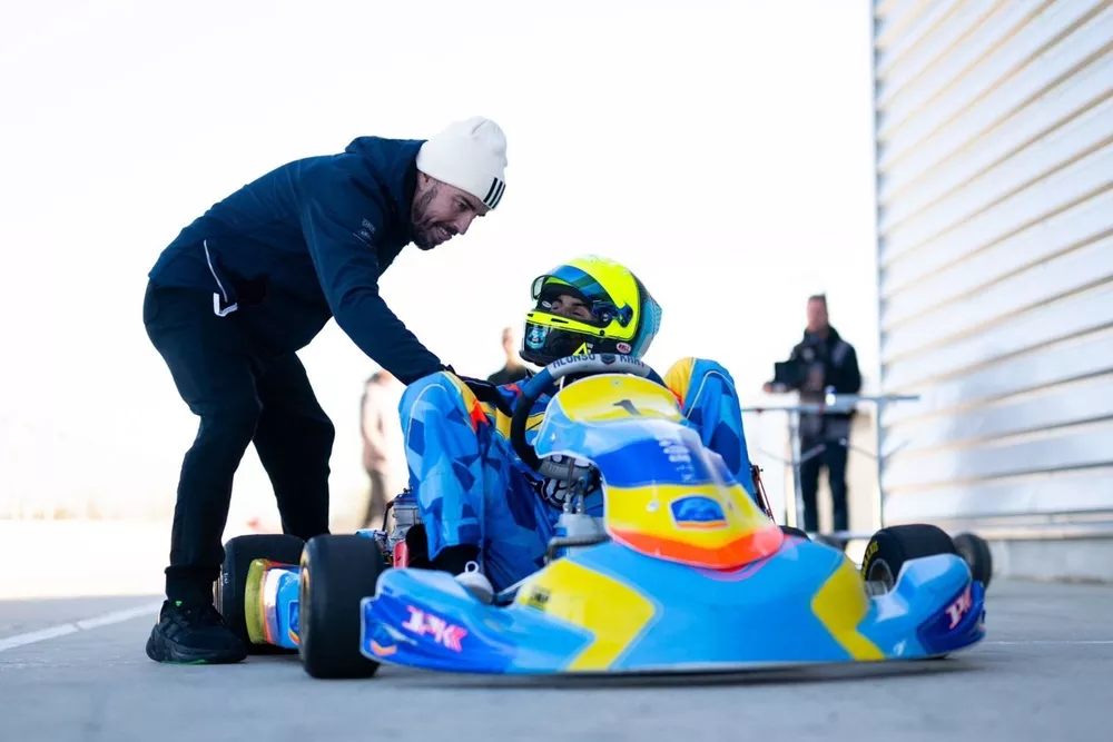 Todos los pilotos representados por Fernando Alonso (Agencia A14)