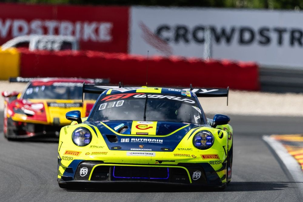 GTWC | Spa, 18a Ora: Porsche davanti con una strategia diversa