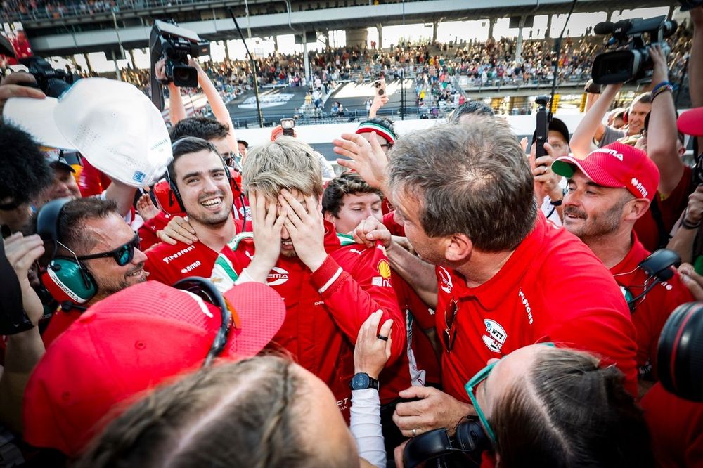 La parrilla completa para la 109ª edición de las 500 Millas de Indianápolis