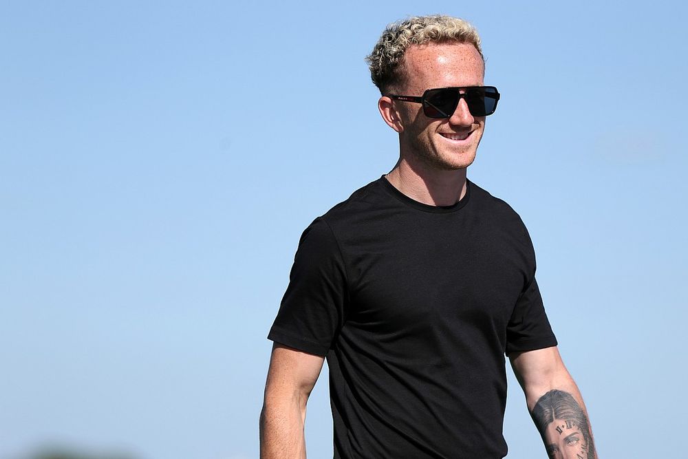 BTCC racer Collard makes decision to retire at age 26