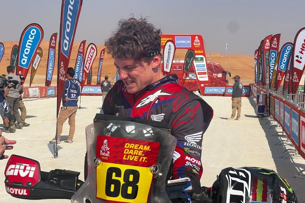 Schareina pierde con el lider del Dakar: "Intentaba calcular"