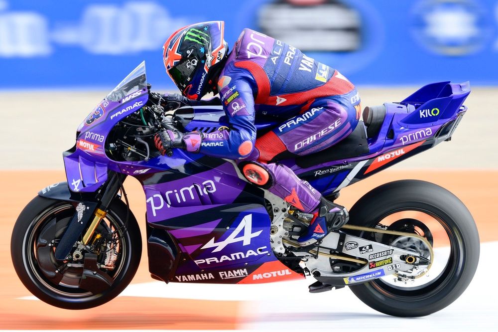 MotoGP | Valencia, Libere 1: Miller al top con la gomma nuova, indietro ...