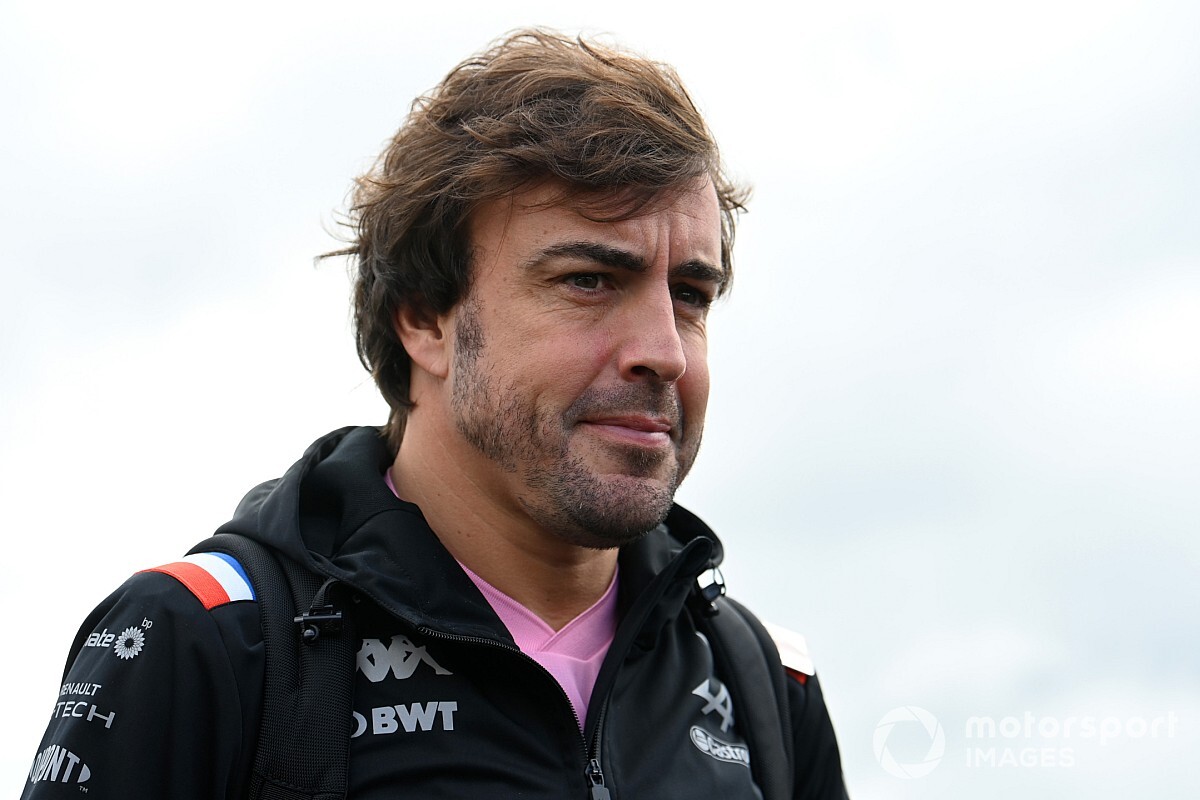 La edad de Alonso, el tema que afectó las negociaciones con Alpine