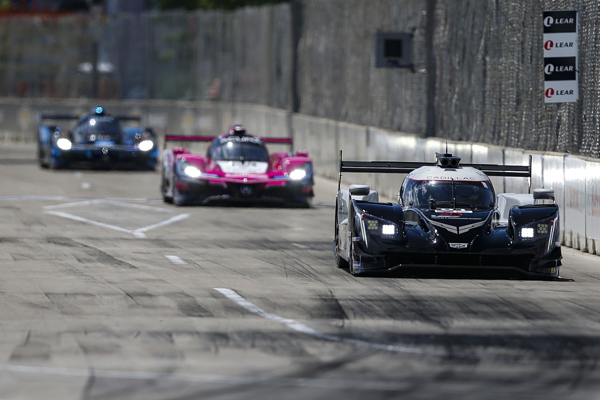 IMSA Detroit: Bourdais, van der Zande win after four-way scrap