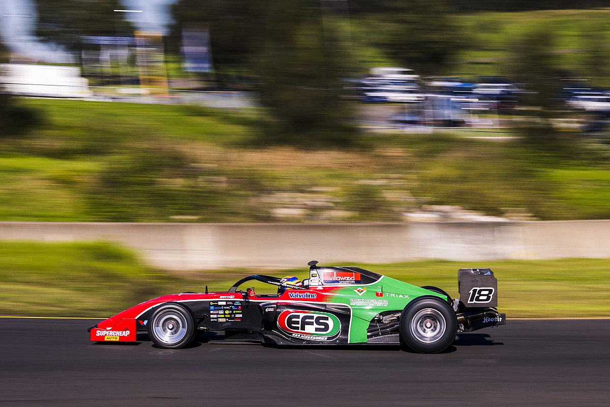 Sydney S5000: Cameron, Webster share Sunday wins