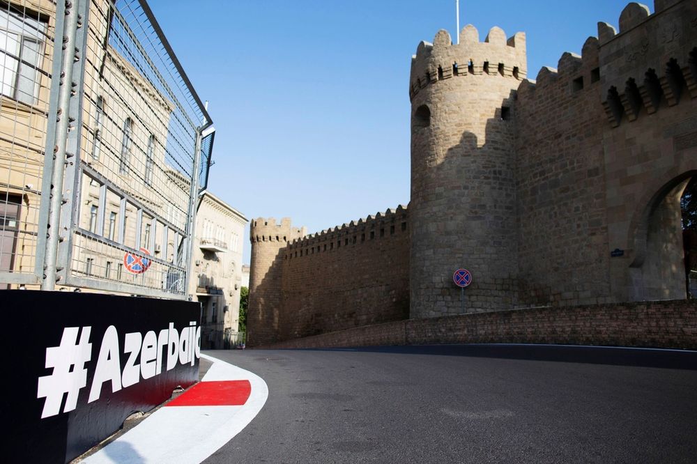 F1 Baku live: Volg de eerste vrije training | Liveblog | Motorsport.com