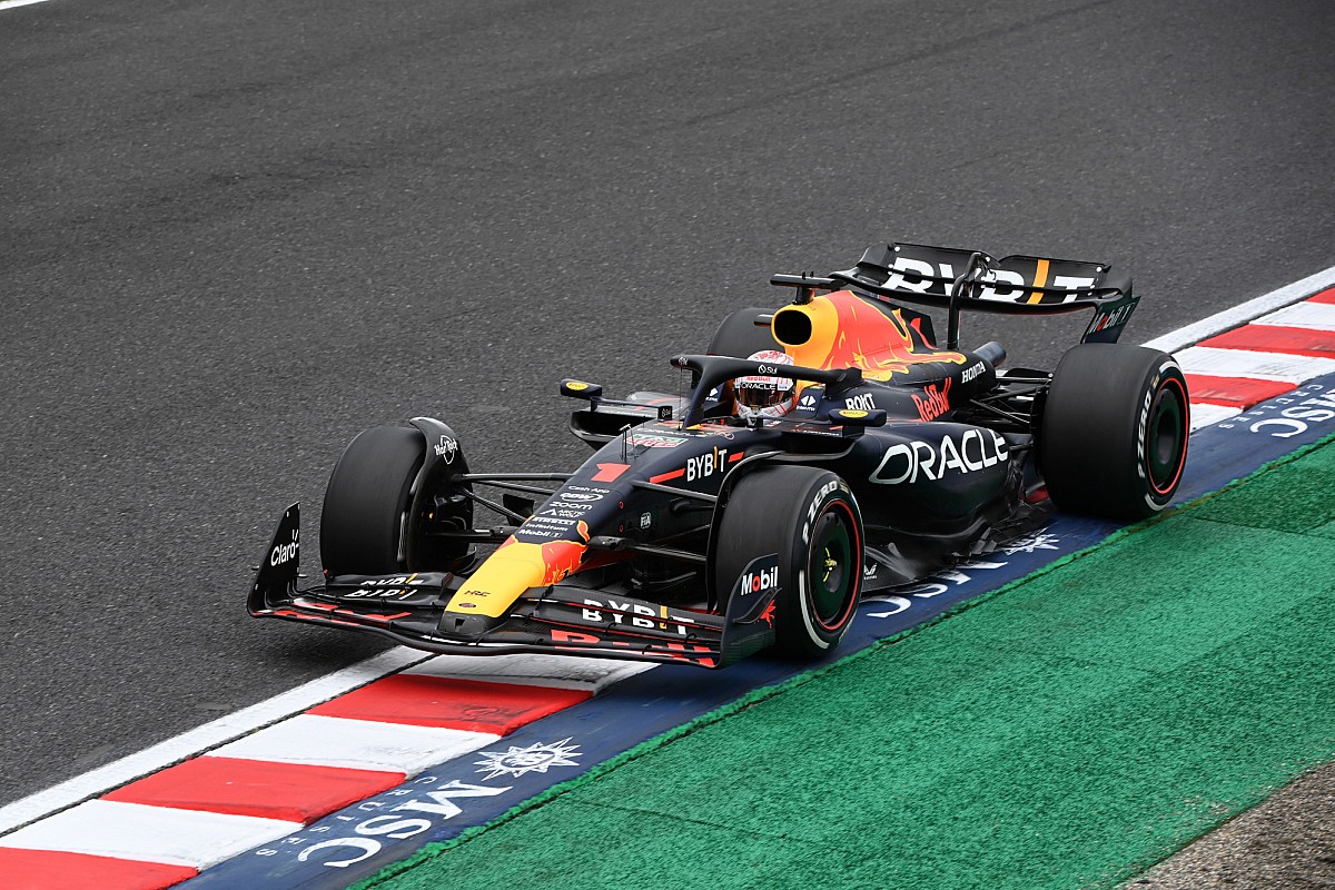 VIDEO: Een spectaculair rondje Suzuka met Max Verstappen