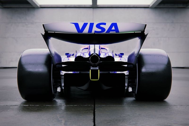 Galeri: Yeni Visa Cash App RB VCARB 01