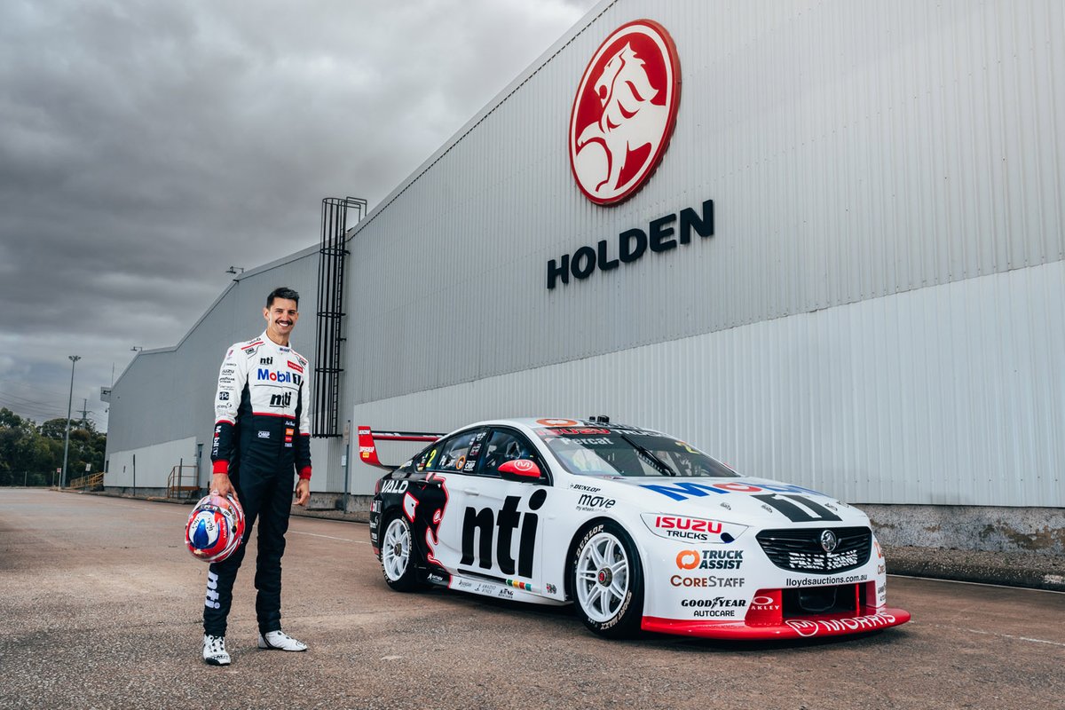 Famous Holden livery revived for Adelaide