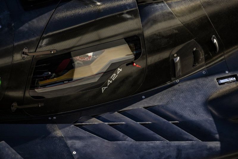 En images : les essais de l'Alpine A424 LMDh en 100 photos