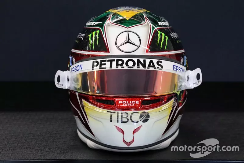 Hamilton reveals latest Senna tribute helmet