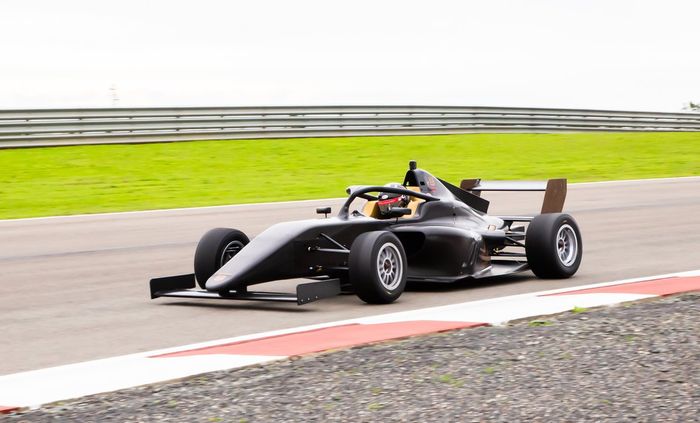 Fotos El Tc Racing De Courtois Y Merhi Ya Ha Completado Sus Primeros Test