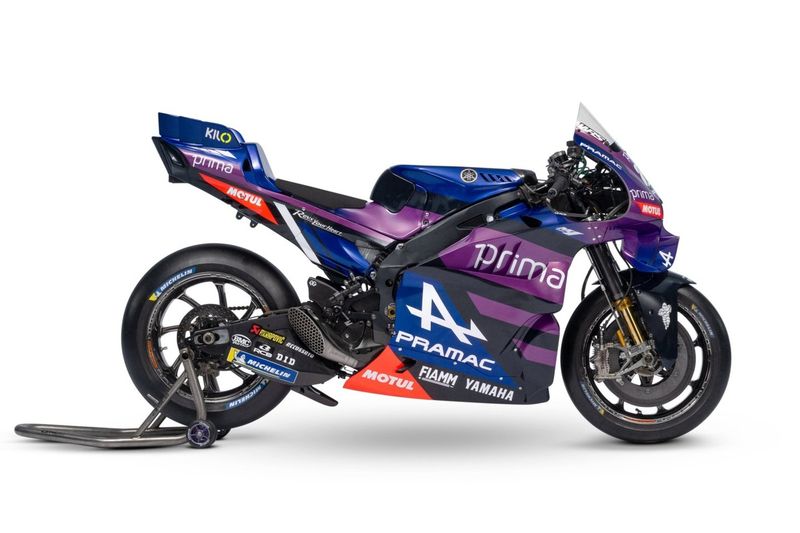 Fotogallery MotoGP | I nuovi colori delle Yamaha M1 Factory e di Pramac