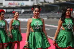 Ecclestone hits out at "prudish" F1 grid girl ban
