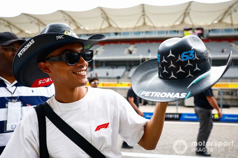 "I don't want to see this" — Steiner on Ricciardo's unceremonious exit ...