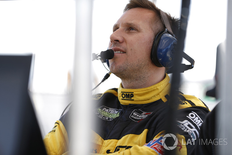 Stephen Simpson - Biografia, Notícias, Fotos e Videos